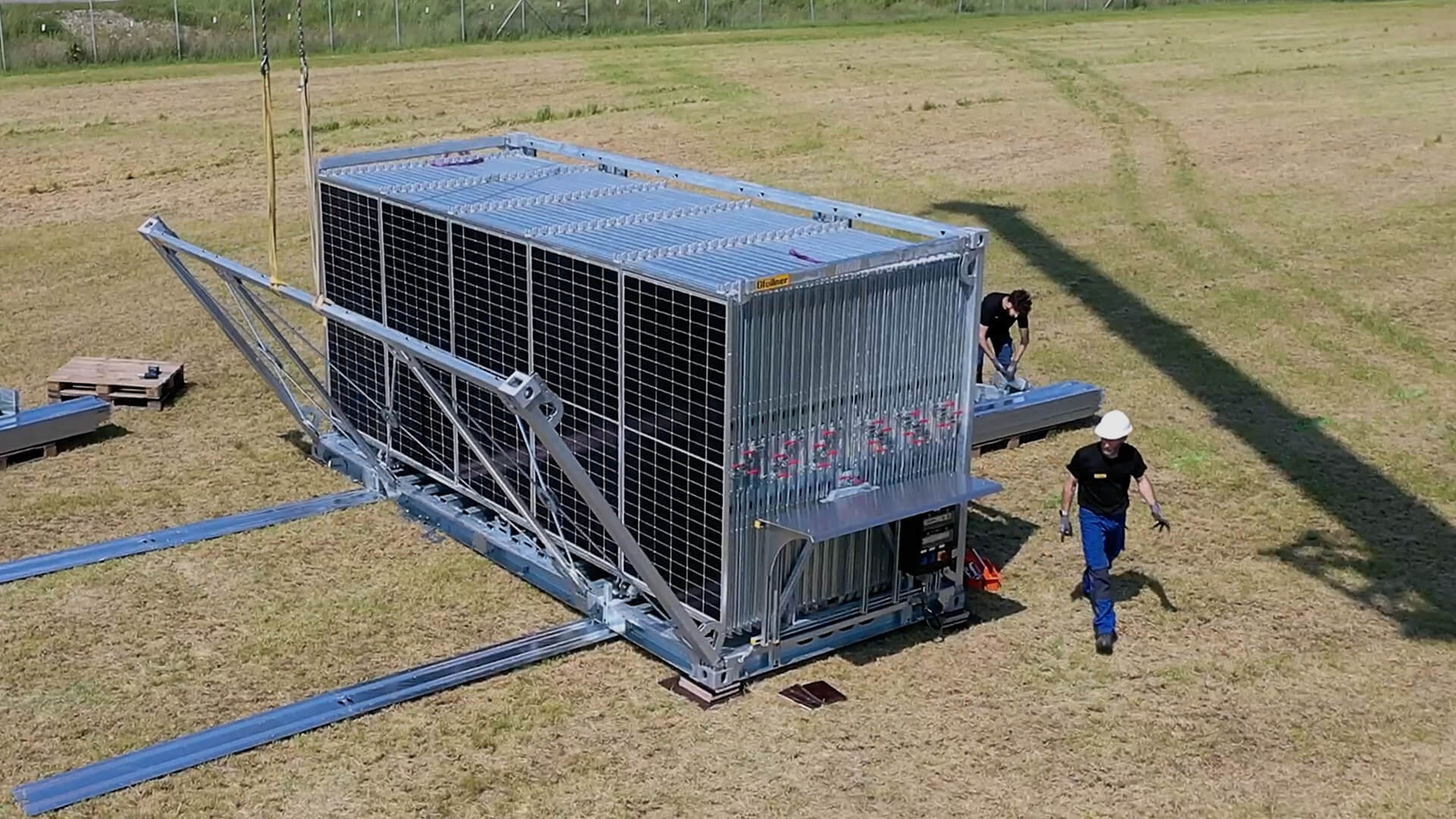 Solarcontainer: The mobile solar system
